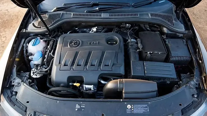 Skoda Superb [2014-2016] - Images, Colors & Reviews - CarWale
