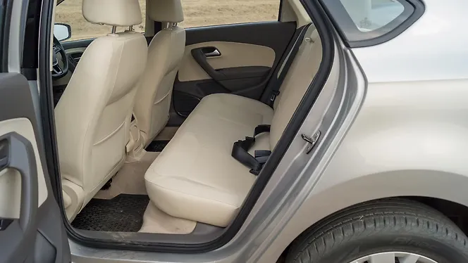 Discontinued Volkswagen Vento [2014-2015] Price, Images, Colours ...