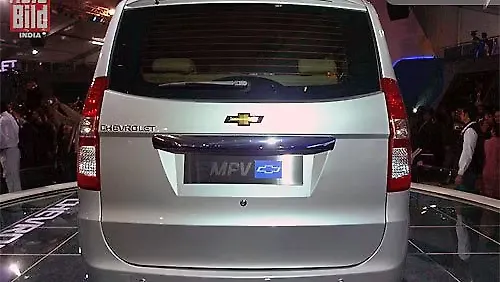 Chevrolet Enjoy Price - Images, Colors & Reviews - CarWale