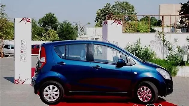 Discontinued Ritz [2009-2012] Lxi BS-IV on road Price | Maruti Ritz ...