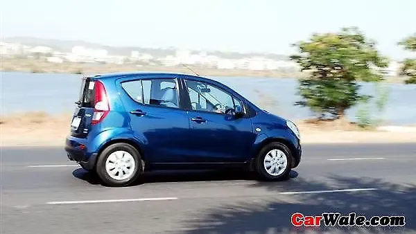 Discontinued Ritz [2009-2012] Lxi BS-IV on road Price | Maruti Ritz ...