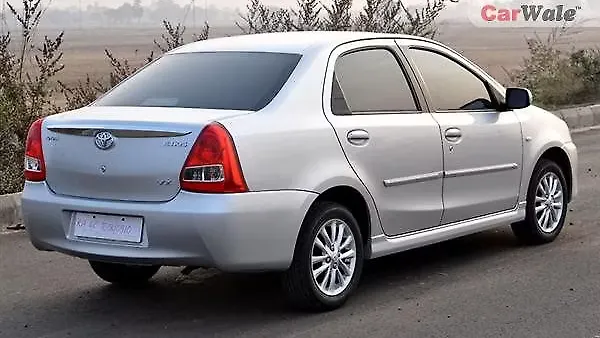 Toyota Etios [2010-2013] Price - Images, Colors & Reviews - CarWale