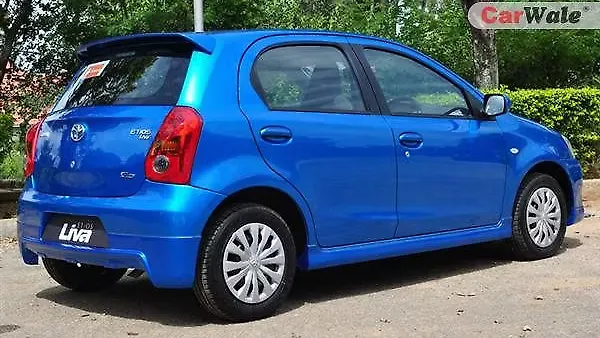 Toyota Etios [2010-2013] Price - Images, Colors & Reviews - CarWale