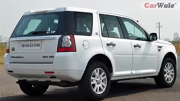 Land Rover Freelander 2 - Images, Colors & Reviews - CarWale