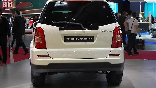 Ssangyong Rexton - Images, Colors & Reviews - CarWale