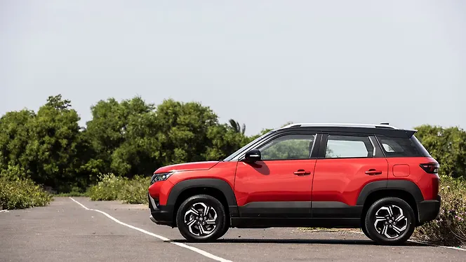 Brezza ZXi on road Price | Maruti Brezza ZXi Features & Specs