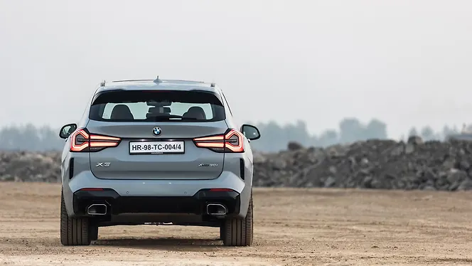 BMW X3 Price - Images, Colours & Reviews - CarWale