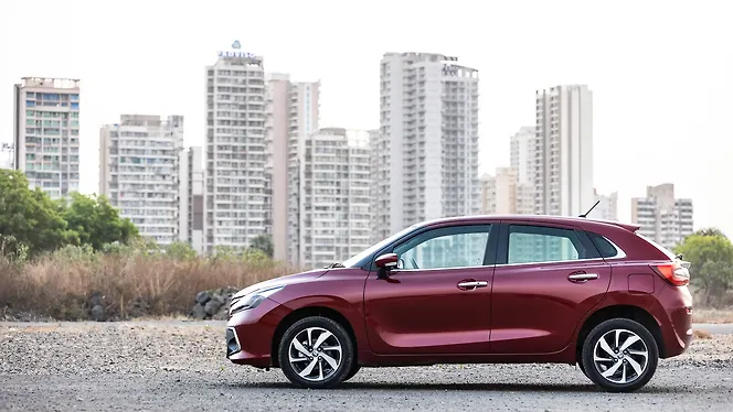 Glanza S AMT on road Price | Toyota Glanza S AMT Features & Specs