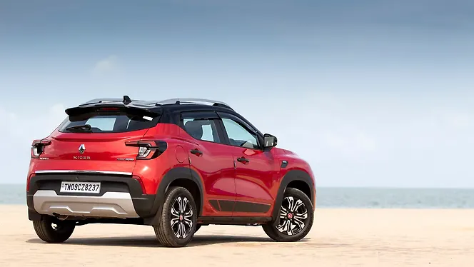 Discontinued Kiger [2022-2023] RXE MT on road Price | Renault Kiger ...
