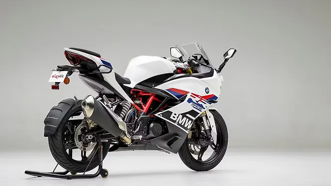 BMW G310 RR Price - Mileage, Images, Colours | BikeWale