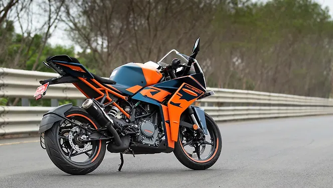 KTM RC 390 Price - Mileage, Images, Colours | BikeWale
