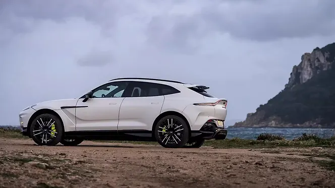 Aston Martin DBX Price - Images, Colours & Reviews - CarWale