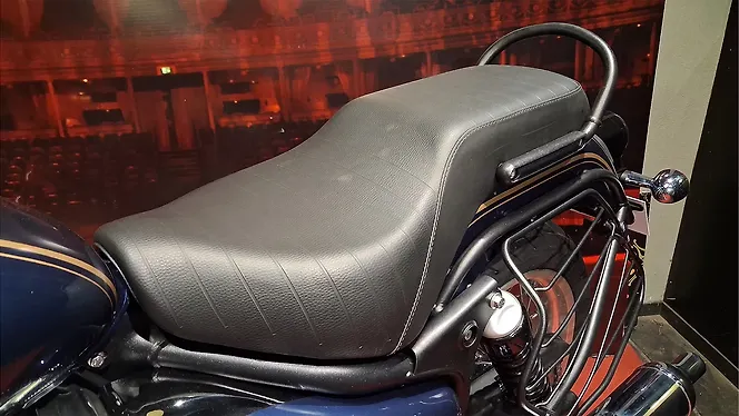 Royal Enfield Bullet 650 Price - Mileage, Images, Colours | BikeWale