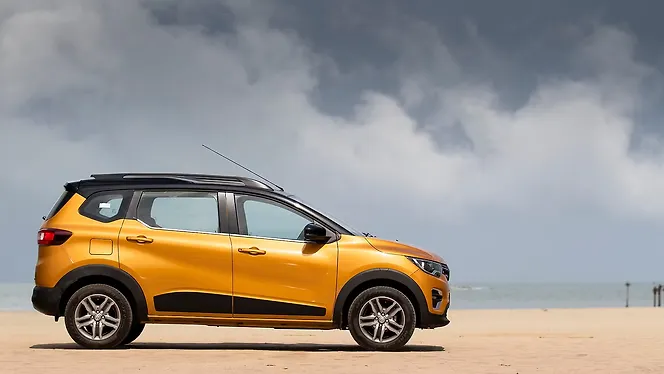 Renault Triber Price - Images, Colours & Reviews - CarWale