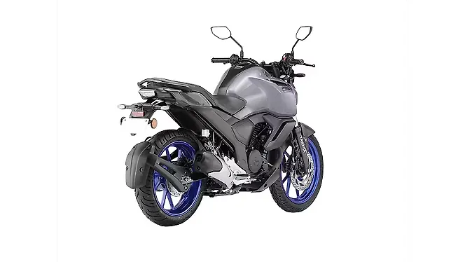 Yamaha FZS Fi V4 Price - Mileage, Images, Colours | BikeWale