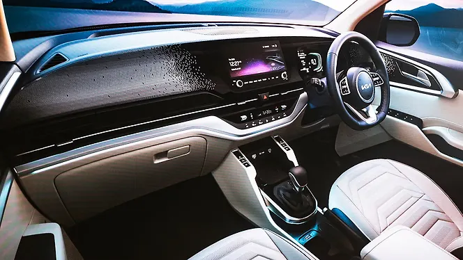 Kia Carens Price - Images, Colours & Reviews - CarWale