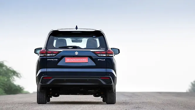 Maruti Invicto Price - Images, Colours & Reviews - CarWale