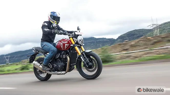 Triumph Speed 400 Price - Mileage, Images, Colours | BikeWale