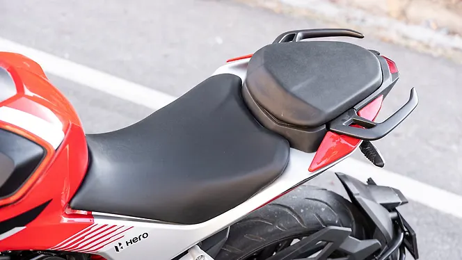 Hero Xtreme 250R Price - Mileage, Images, Colours | BikeWale