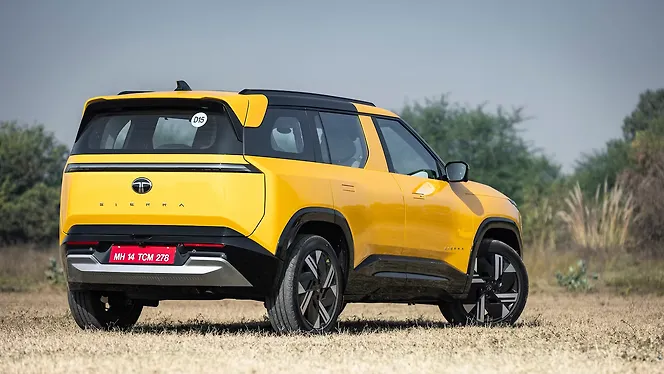 Sierra Accomplished 1.5 Kryojet AT on road Price | Tata Sierra ...