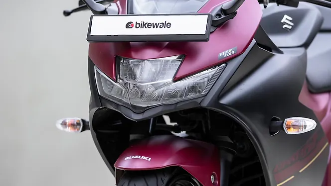 Suzuki Gixxer SF 250 Flex Fuel Price - Mileage, Images, Colours | BikeWale