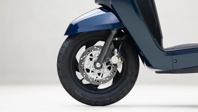 TVS iQube Price - Range, Images, Colours | BikeWale
