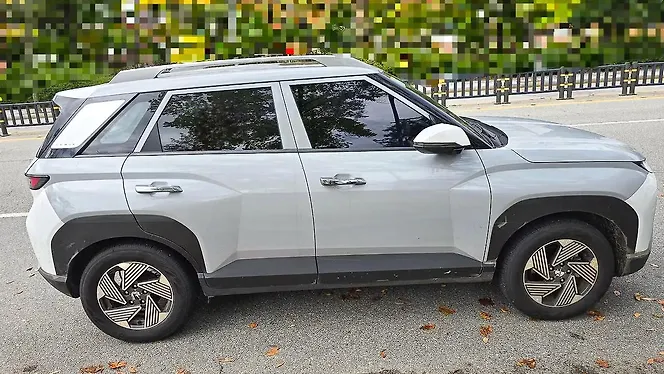 Hyundai New Venue 2025 Price Rs. 8.89 Lakh* | Launch Date & More ...