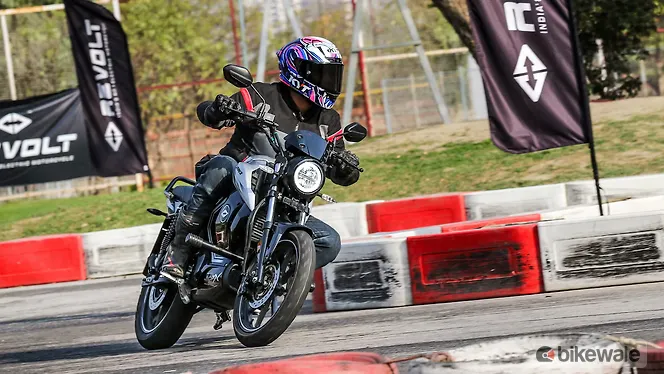 Revolt RV BlazeX Price - Range, Images, Colours | BikeWale