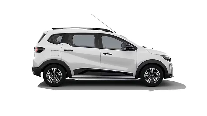 Triber Emotion AMT on road Price | Renault Triber Emotion AMT Features ...