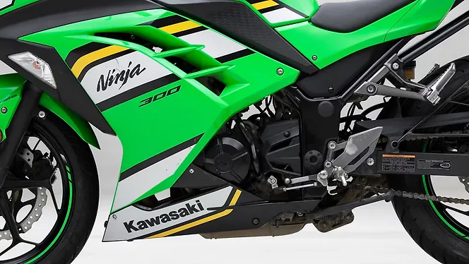 Kawasaki Ninja 300 [2025] Price, Images & Used Ninja 300 [2025] Bikes ...
