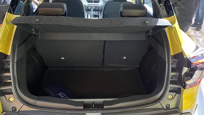 Kiger Emotion Turbo CVT on road Price | Renault Kiger Emotion Turbo CVT ...