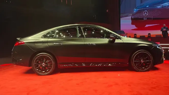 CLA ईवी 250 Plus 85.5 kWh Launch Edition की ऑन रोड क़ीमत | मर्सिडीज़ ...