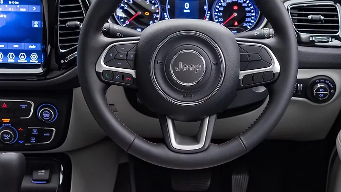 2017 jeep compass interior store
