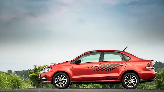 Volkswagen Vento Price - Images, Colors & Reviews - CarWale