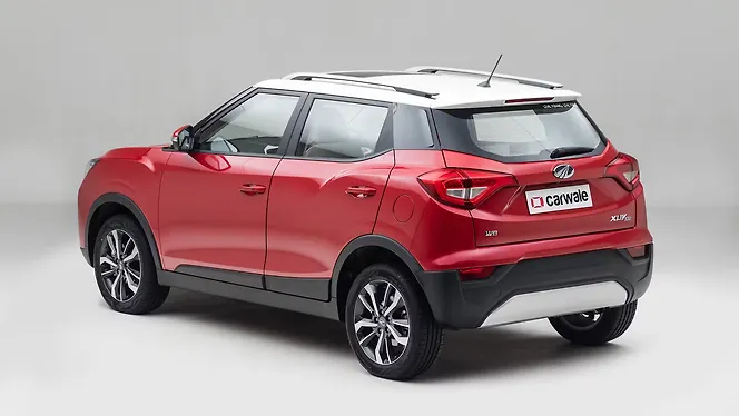 XUV300 W6 1.5 Diesel AMT on road Price | Mahindra XUV300 W6 1.5 Diesel ...