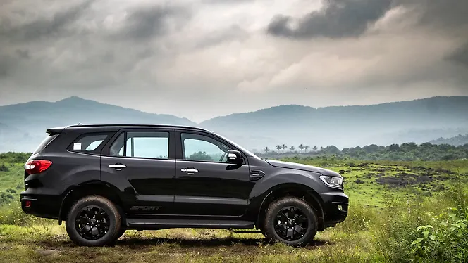 Ford Endeavour - Images, Colors & Reviews - CarWale