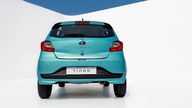 Tiago XM on road Price | Tata Tiago XM Features & Specs