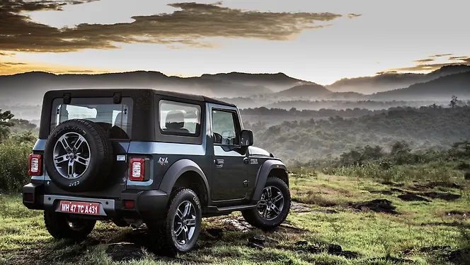 Discontinued Thar LX Convertible Petrol AT on road Price | Mahindra ...
