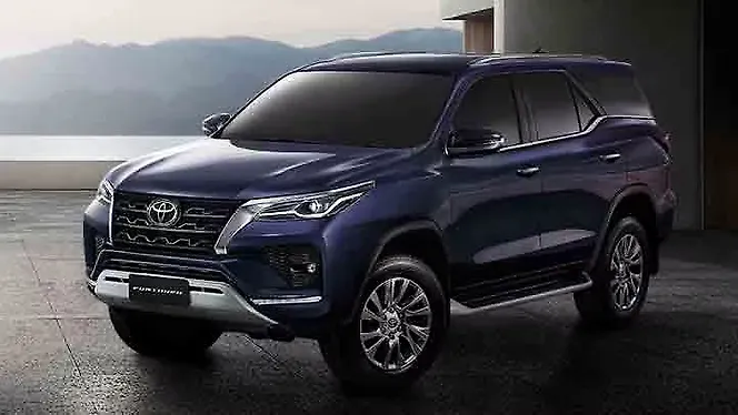 Toyota Fortuner Price - Images, Colours & Reviews - CarWale