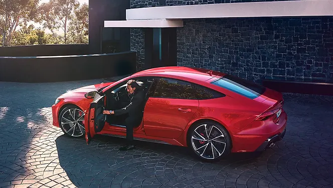 Audi RS7 Sportback - Images, Colors & Reviews - CarWale