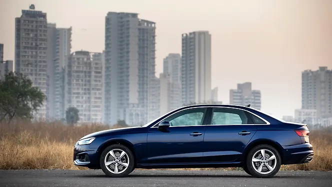A4 Premium 40 TFSI on road Price | Audi A4 Premium 40 TFSI (Base Model)