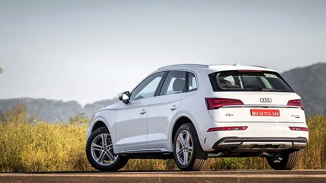 Q5 Special Edition on road Price | Audi Q5 Special Edition Features & Specs