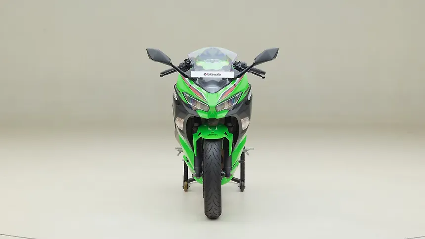 Kawasaki Ninja 400 360 view - BikeWale